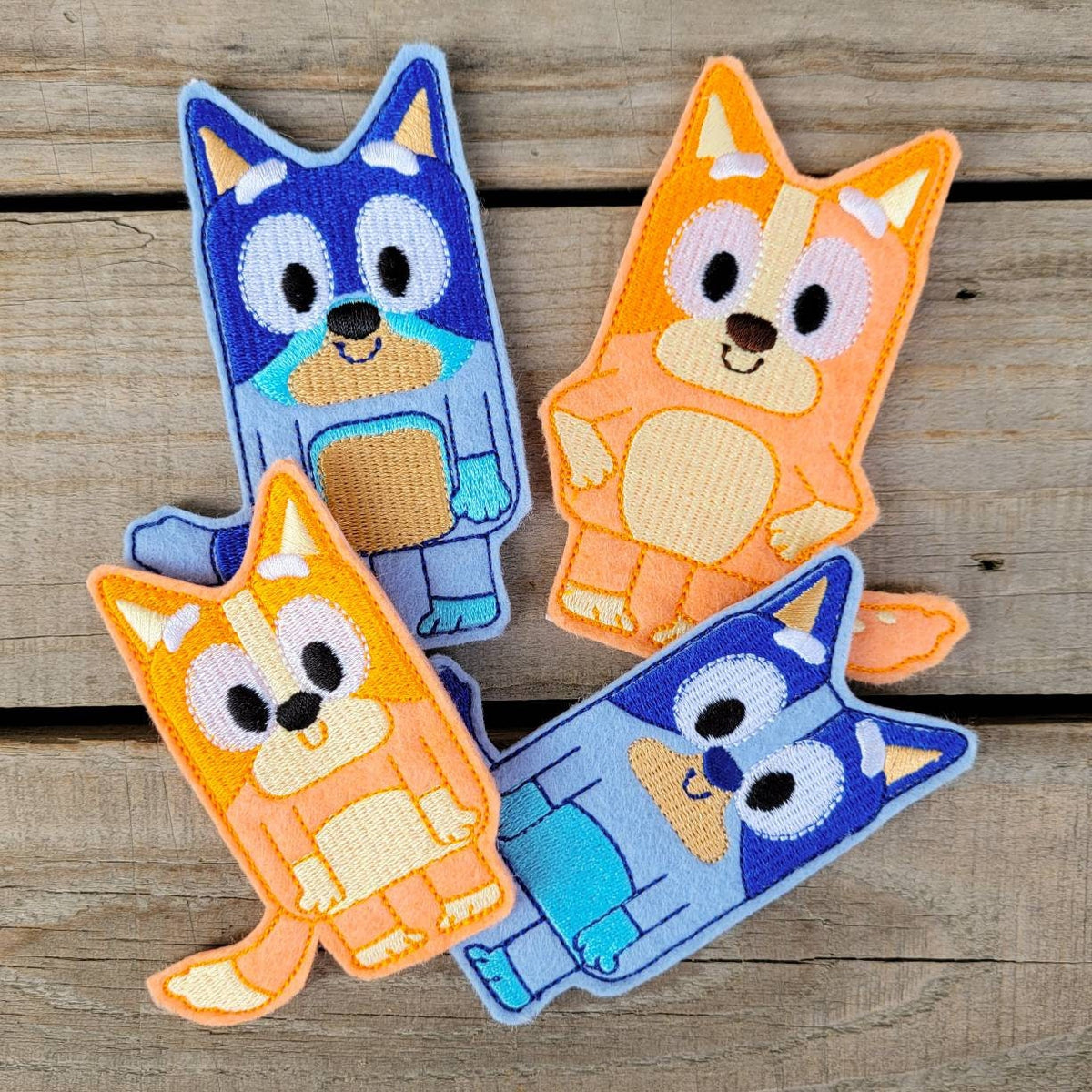 Bluey Heeler Family Finger Puppets – PickledStitches